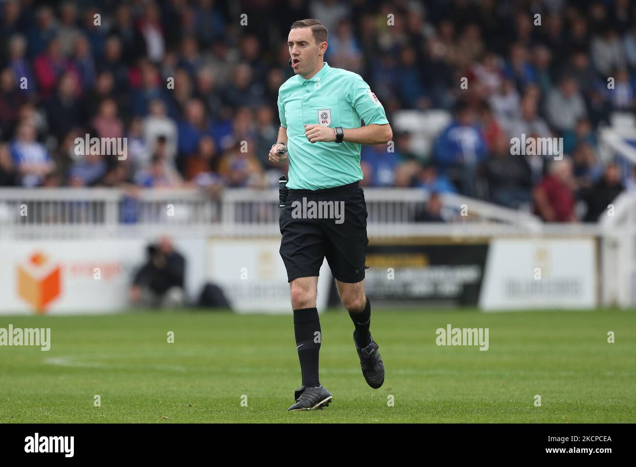Referee ben toner hi-res stock photography and images - Alamy