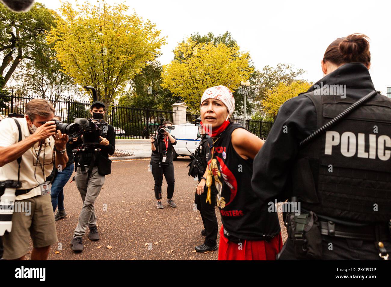 Native americans vs united states hi-res stock photography and images ...