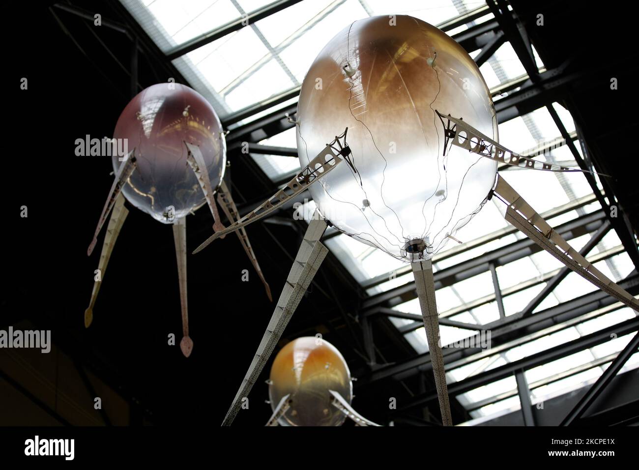 Helium-filled, rotor-propelled 'aerobes' forming artist Anicka Yi's 'In ...