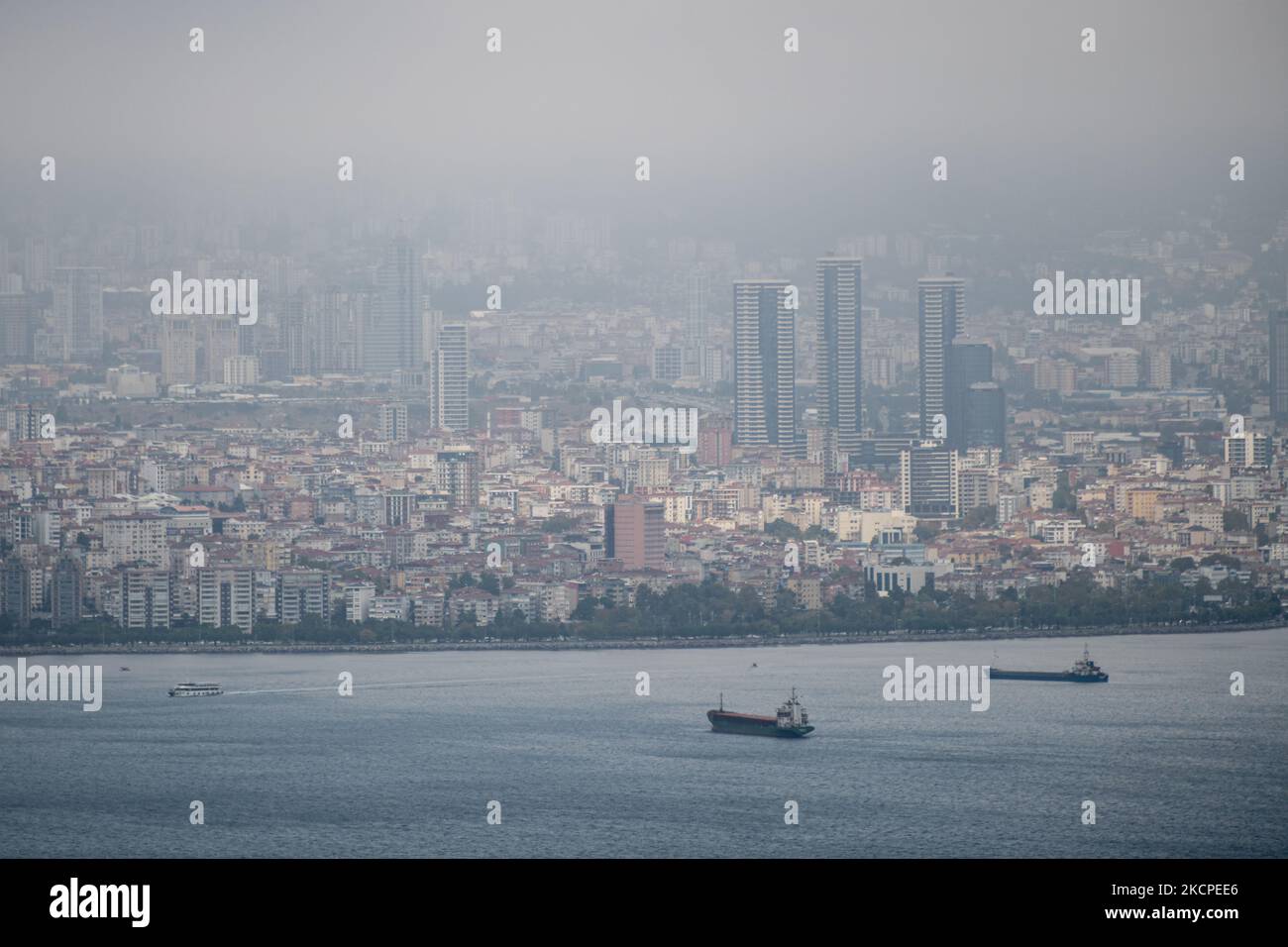 Istanbuls skyscrapers hi-res stock photography and images - Alamy
