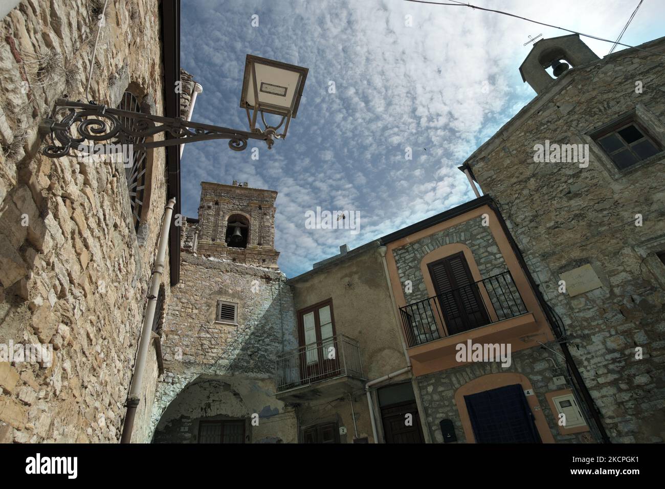 Vicari Old Village in Sicilia, Italia Stock Photo - Alamy