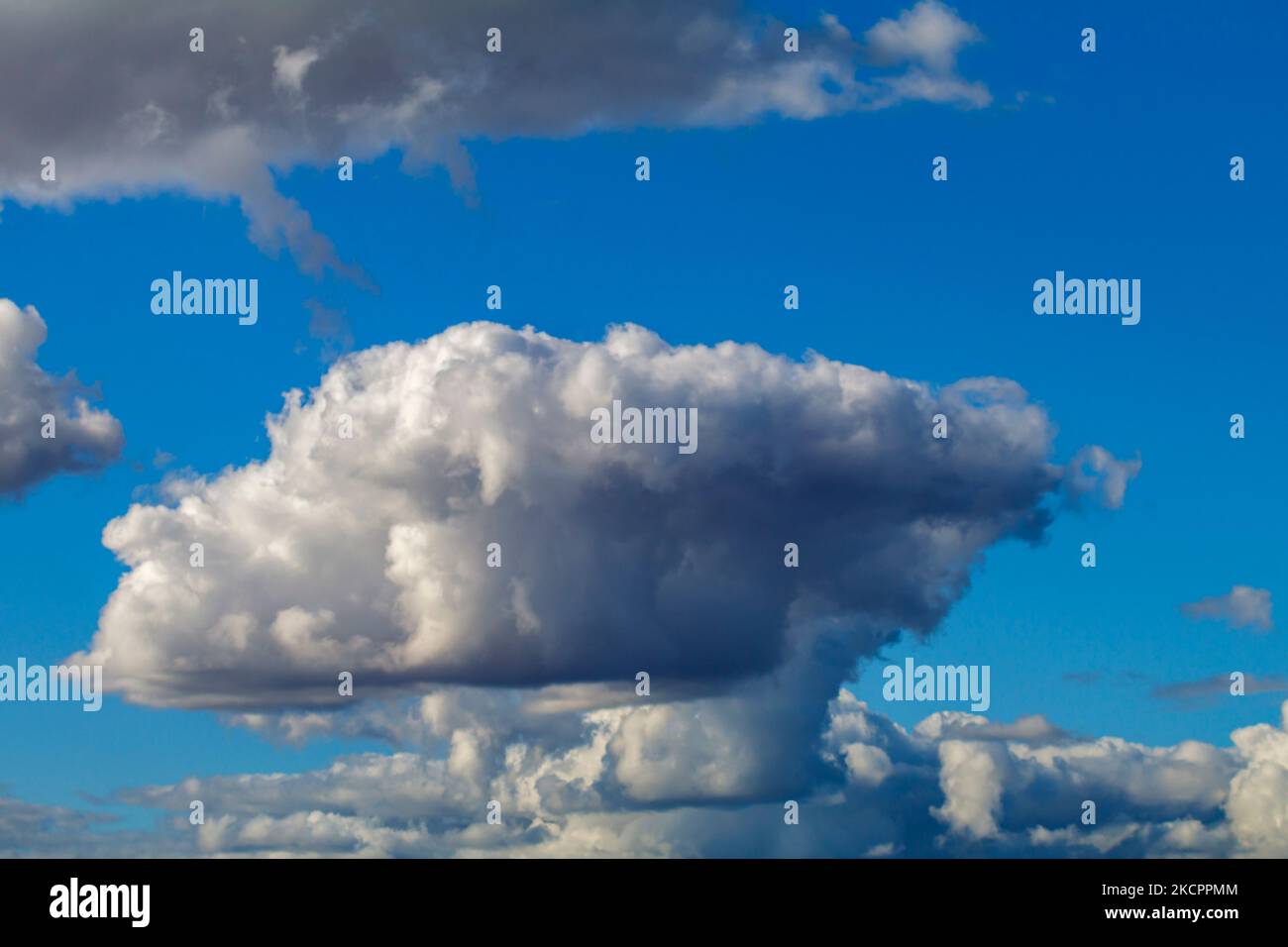 Cumulus clouds cumulus hi-res stock photography and images - Alamy