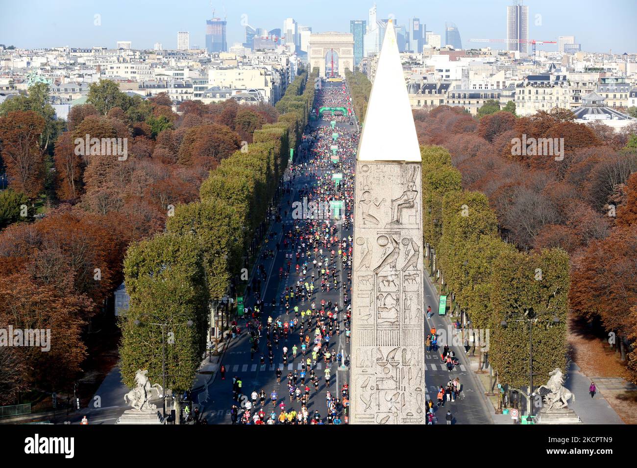 Marathon de paris 2021 hi-res stock photography and images - Alamy