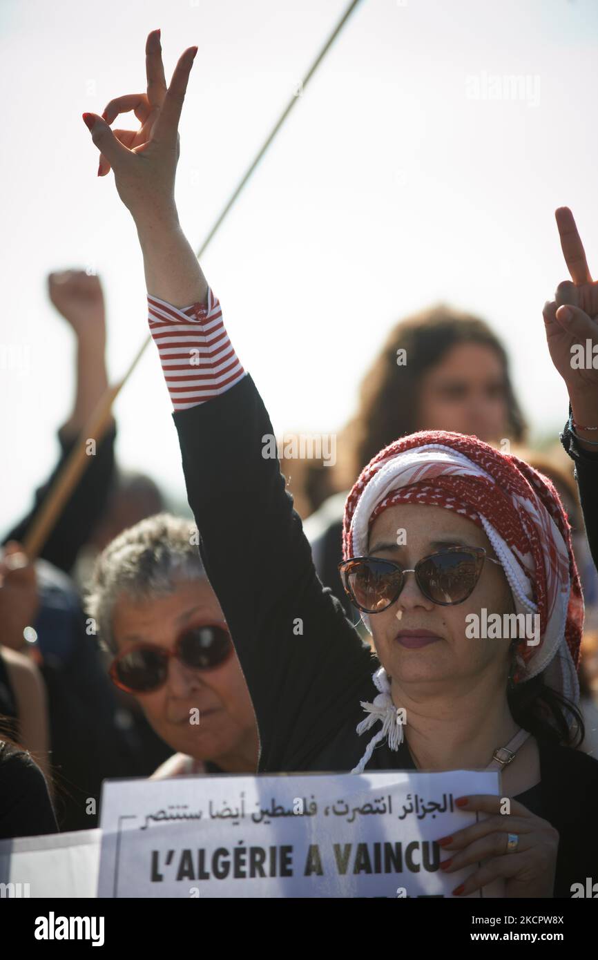 Fln algerian war hi-res stock photography and images - Alamy
