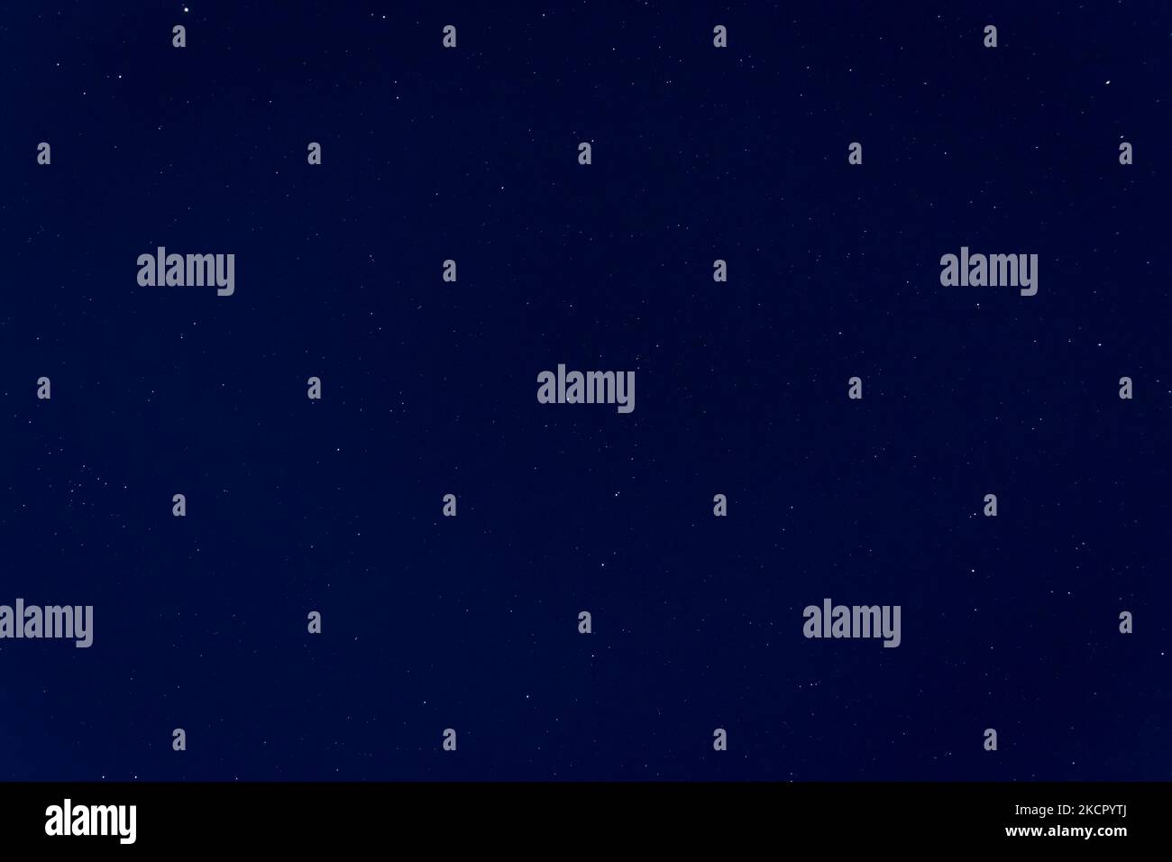 Dark blue night sky hi-res stock photography and images - Alamy