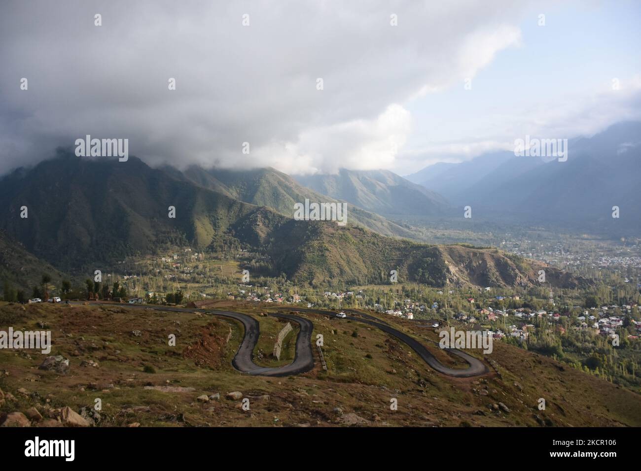 Clouds hover over the zabarwan mountain range in Srinagar, Indian ...