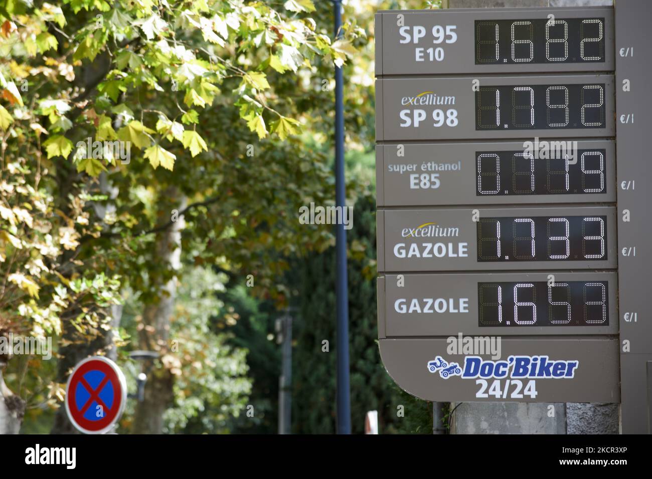 E85 fuel station 2021 hi-res stock photography and images - Alamy