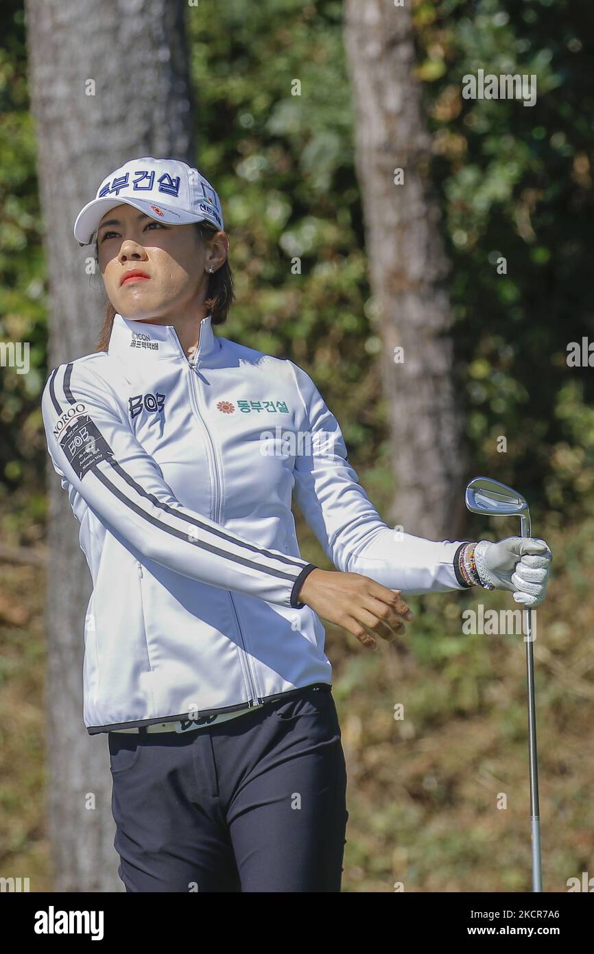 Ju young pak hi-res stock photography and images - Alamy