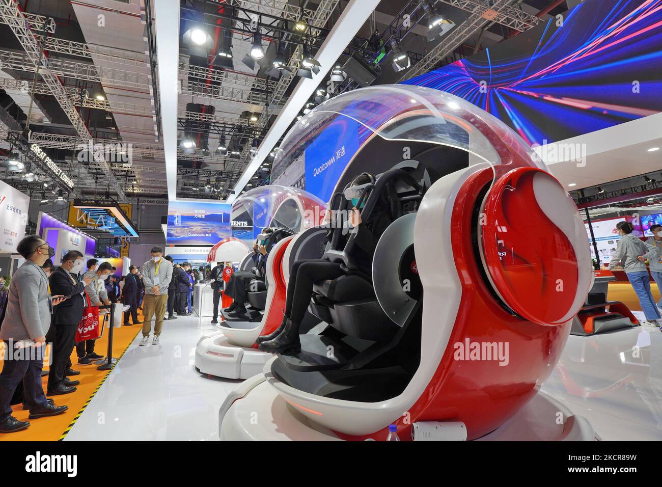 Qualcomm booth hi-res stock photography and images - Alamy