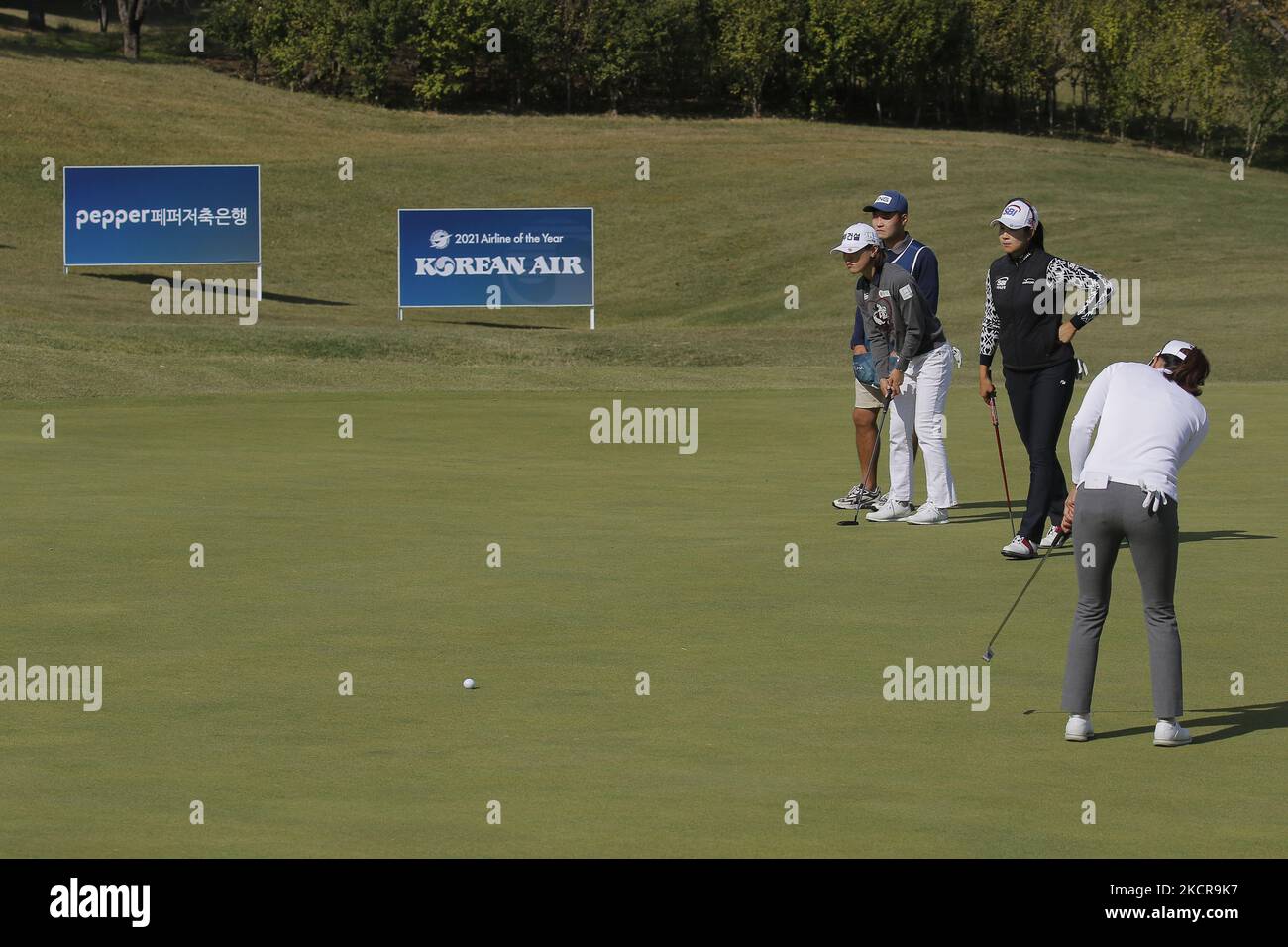 Jennifer song of south korea hi-res stock photography and images - Alamy