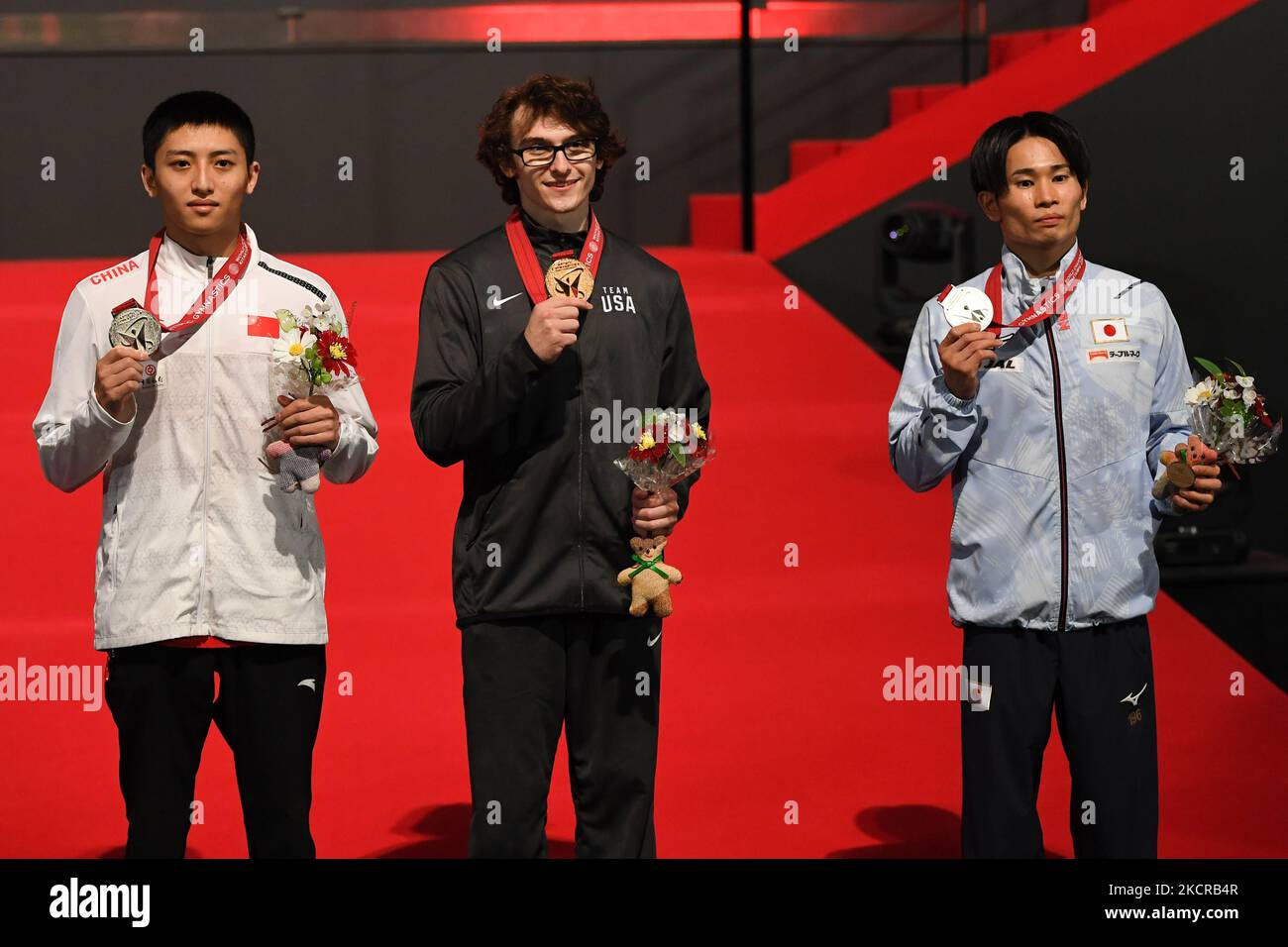POMMEL HORSE Gold: NEDOROSCIK Stephen (USA) Silver: WENG Hao (CHN ...