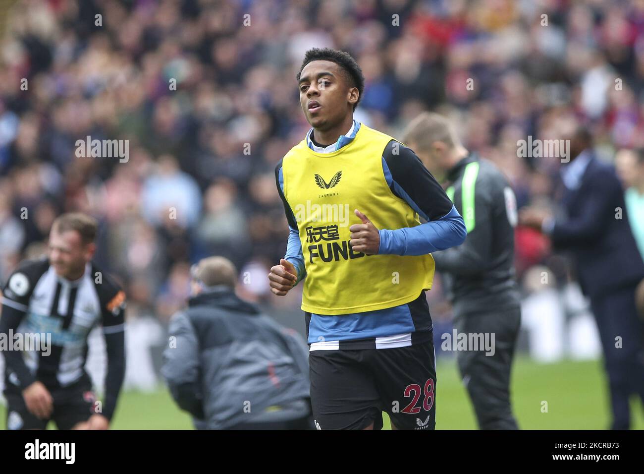 Joe willock crystal palace hi-res stock photography and images - Alamy