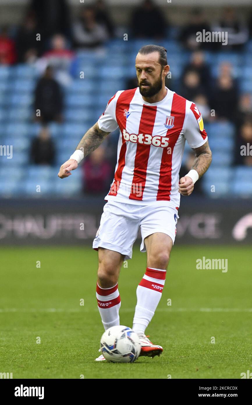 Steven fletcher stoke hi-res stock photography and images - Alamy