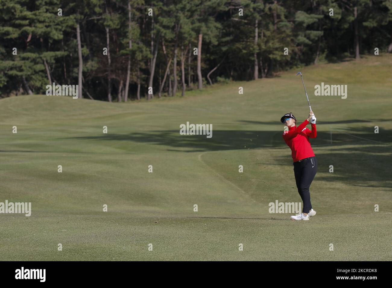 Hannah Green of Australia action on the 4th green during an BMW LADIES ...