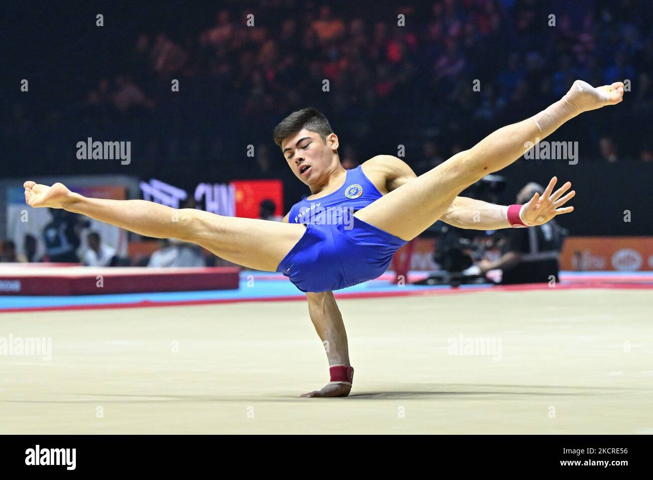 Liverpool, UK. 04th Nov, 2022. Yumin Abbadini (ITA) floor during ...