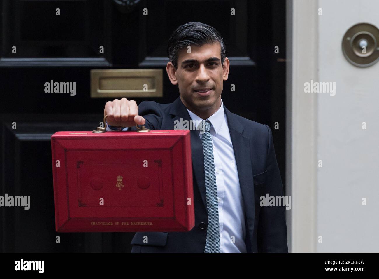 Chancellors budget box hi-res stock photography and images - Alamy