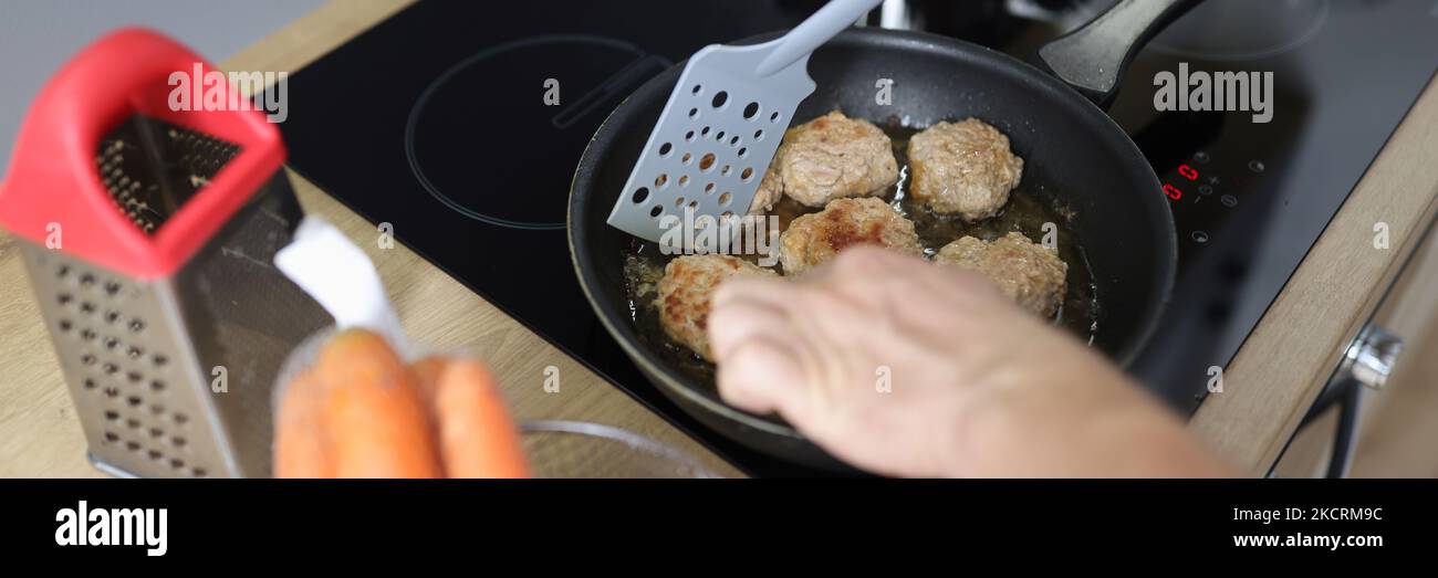 Man frying meat balls hi-res stock photography and images - Alamy