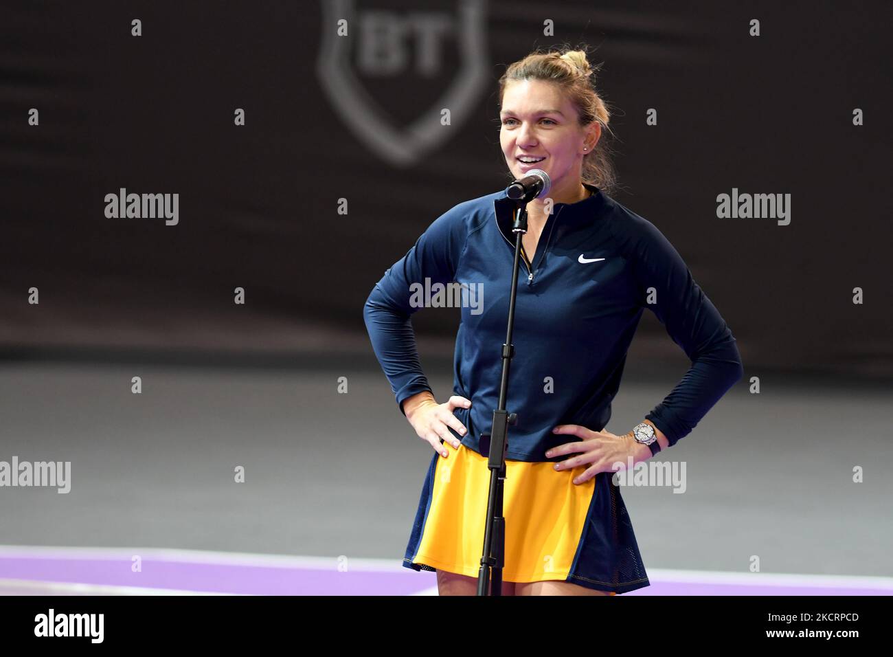 Simona halep winning hi-res stock photography and images - Alamy