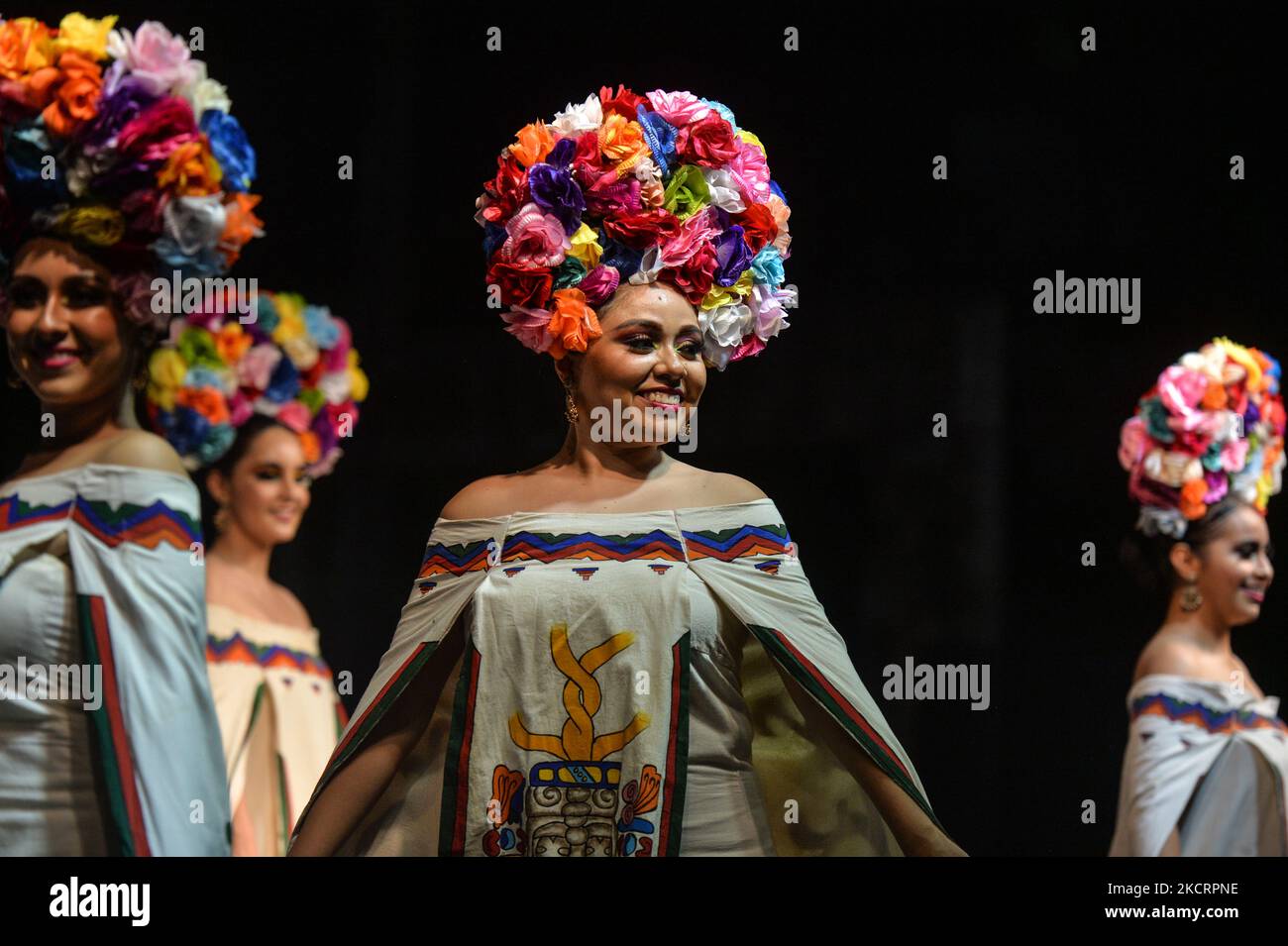 Members of Quintana Roo's Dance and Folk Dance Company perform at the ...
