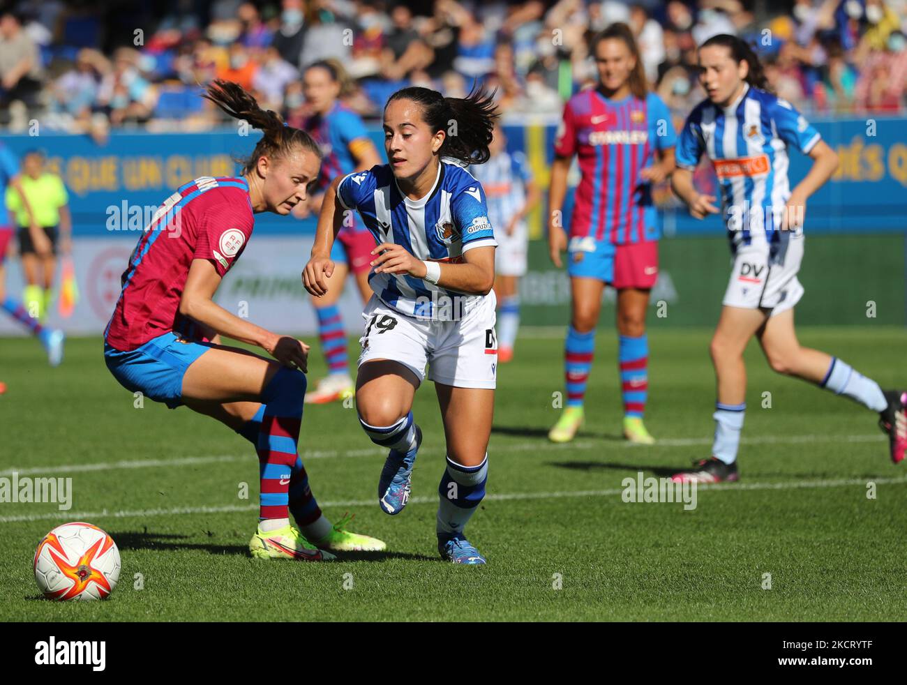Nuria Rabano and Caroline Graham Hansen during the match between FC ...