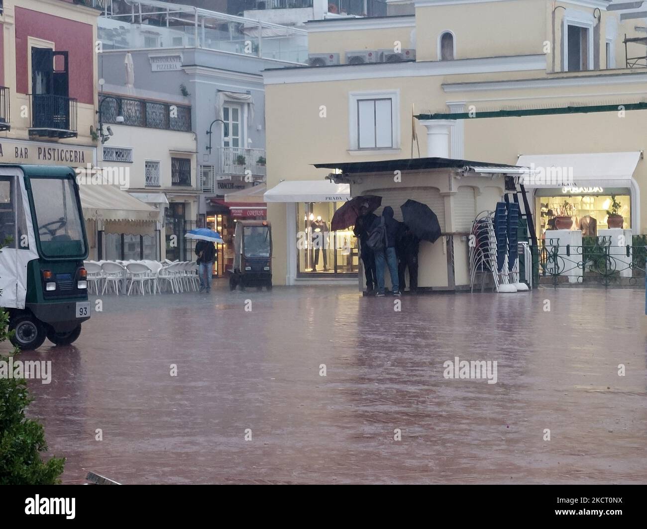 Rain in capri hi-res stock photography and images - Alamy
