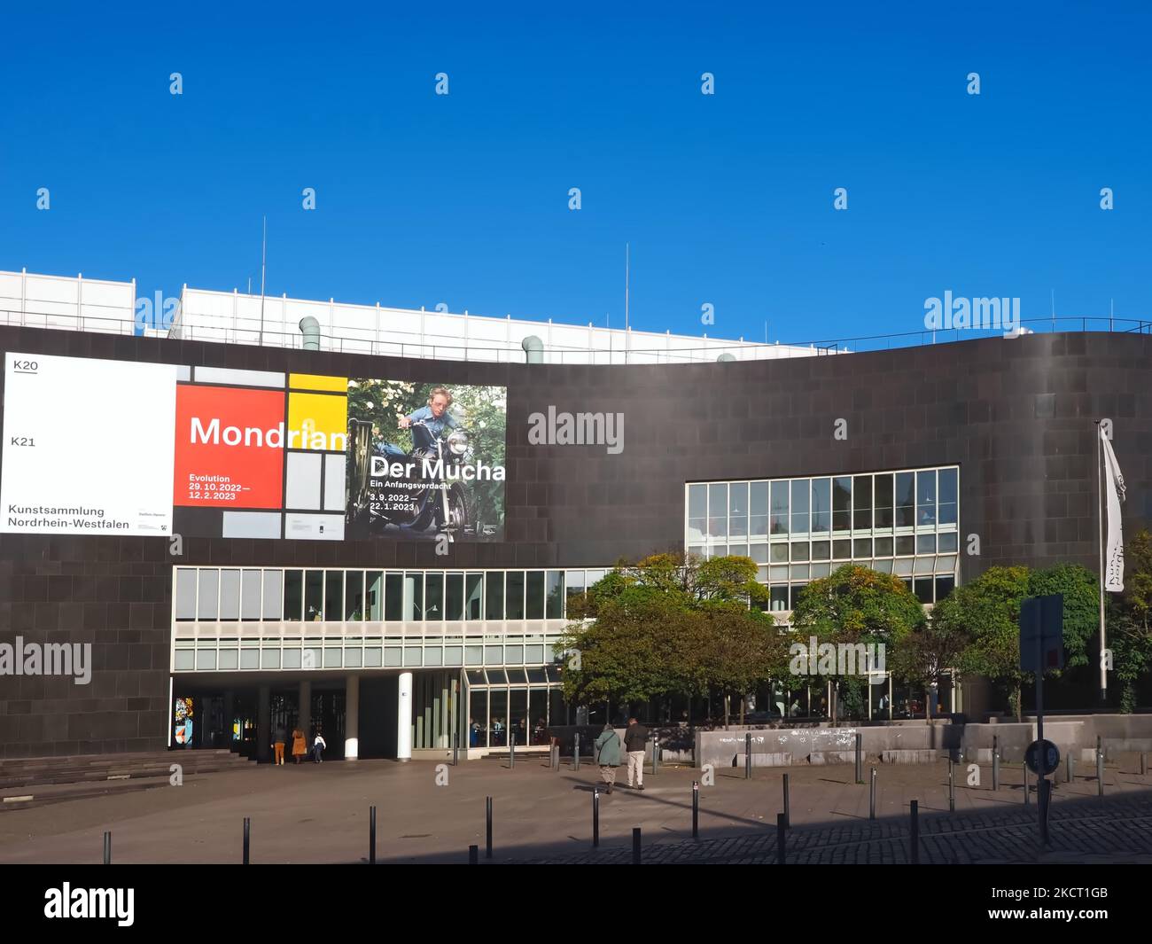 Building of the K20 museum in Duesseldorf Stock Photo - Alamy