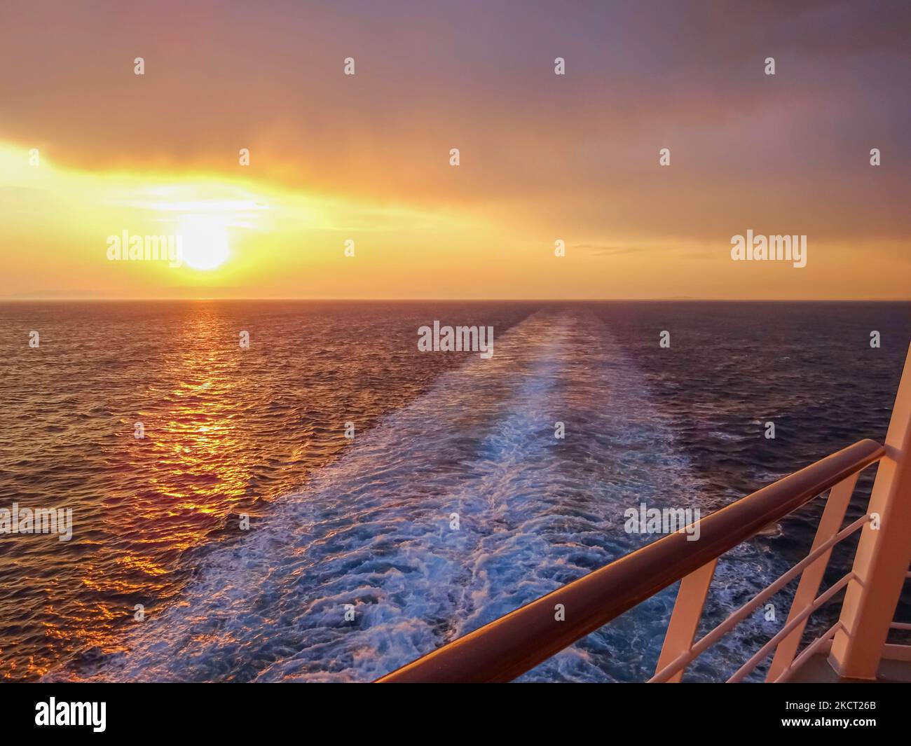 Boat wake sunset hi-res stock photography and images - Alamy