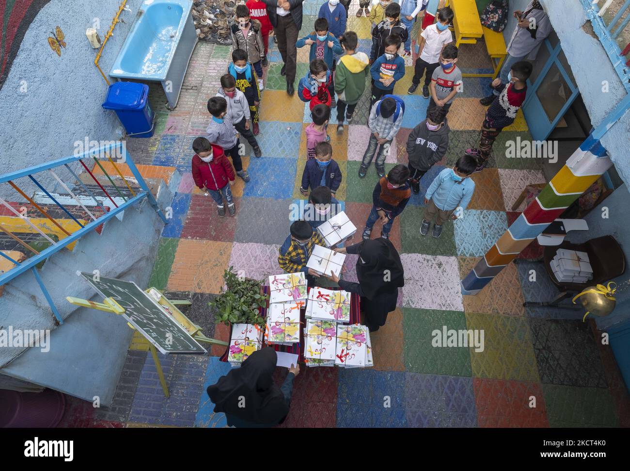 Tehran school children hi-res stock photography and images - Alamy