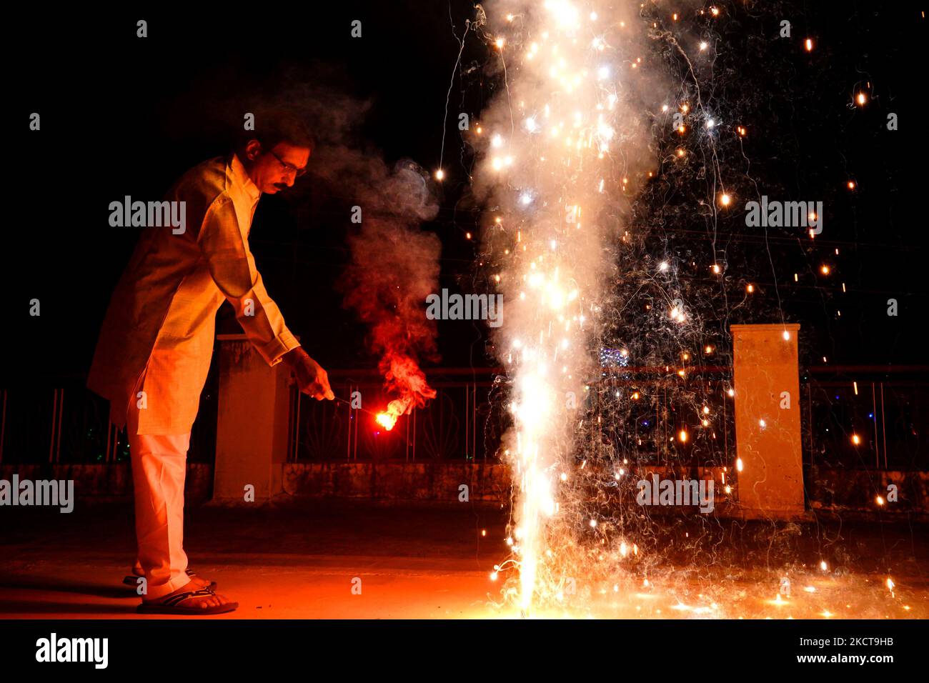 Light firecrackers hi-res stock photography and images - Alamy