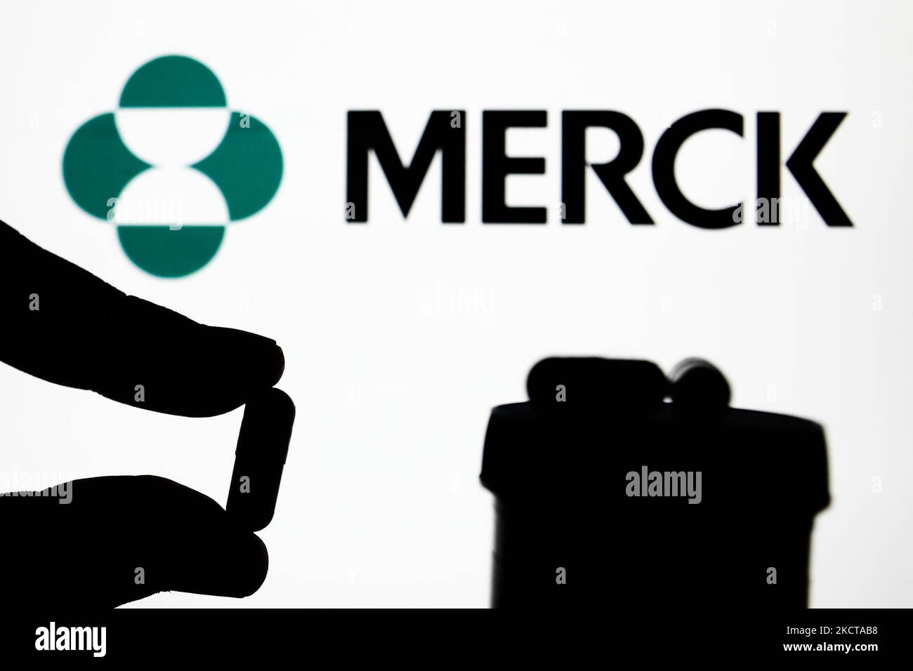 Merck logo hi-res stock photography and images - Alamy