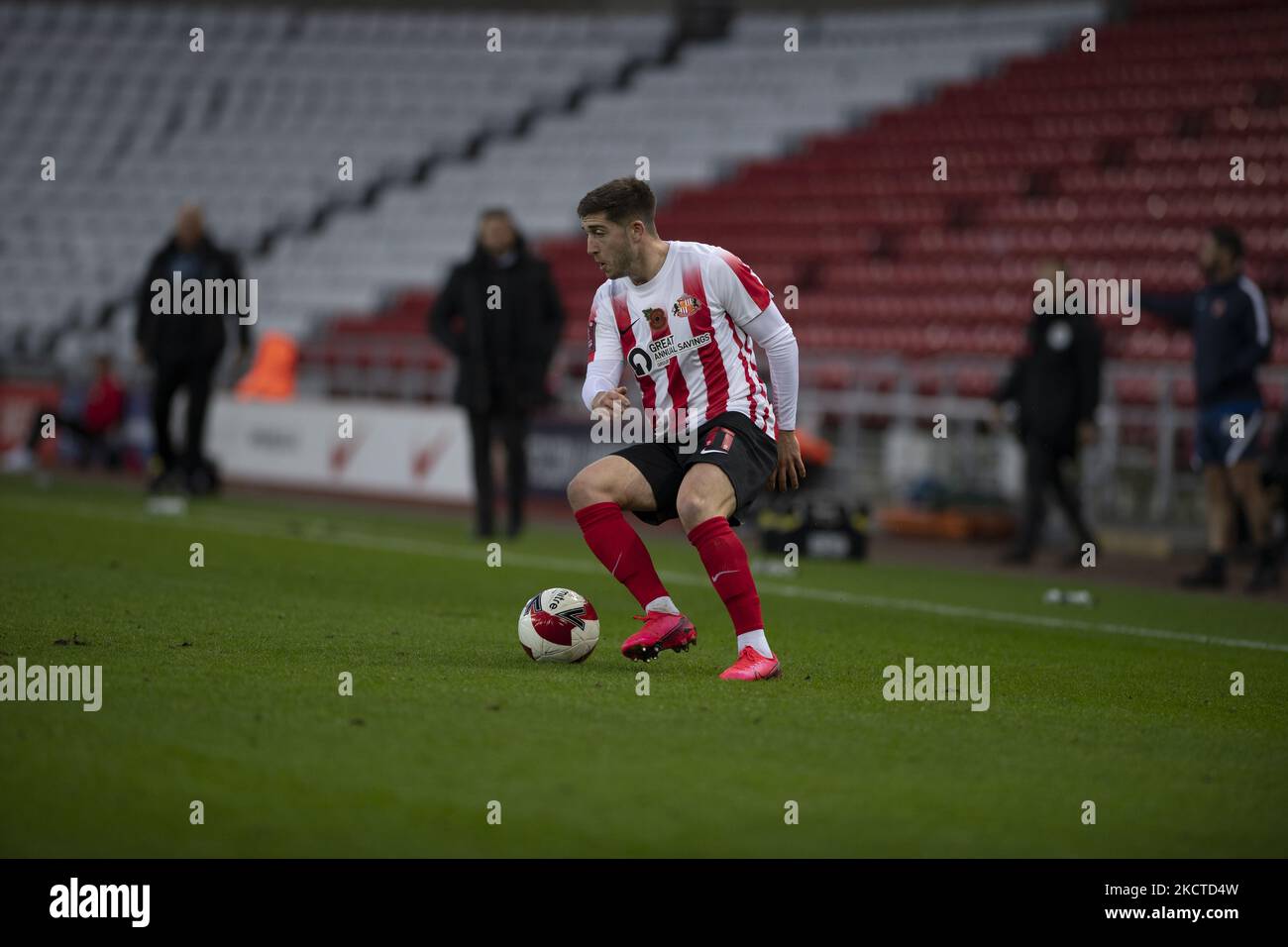 Mansfield town 2021 fa cup hi-res stock photography and images - Alamy