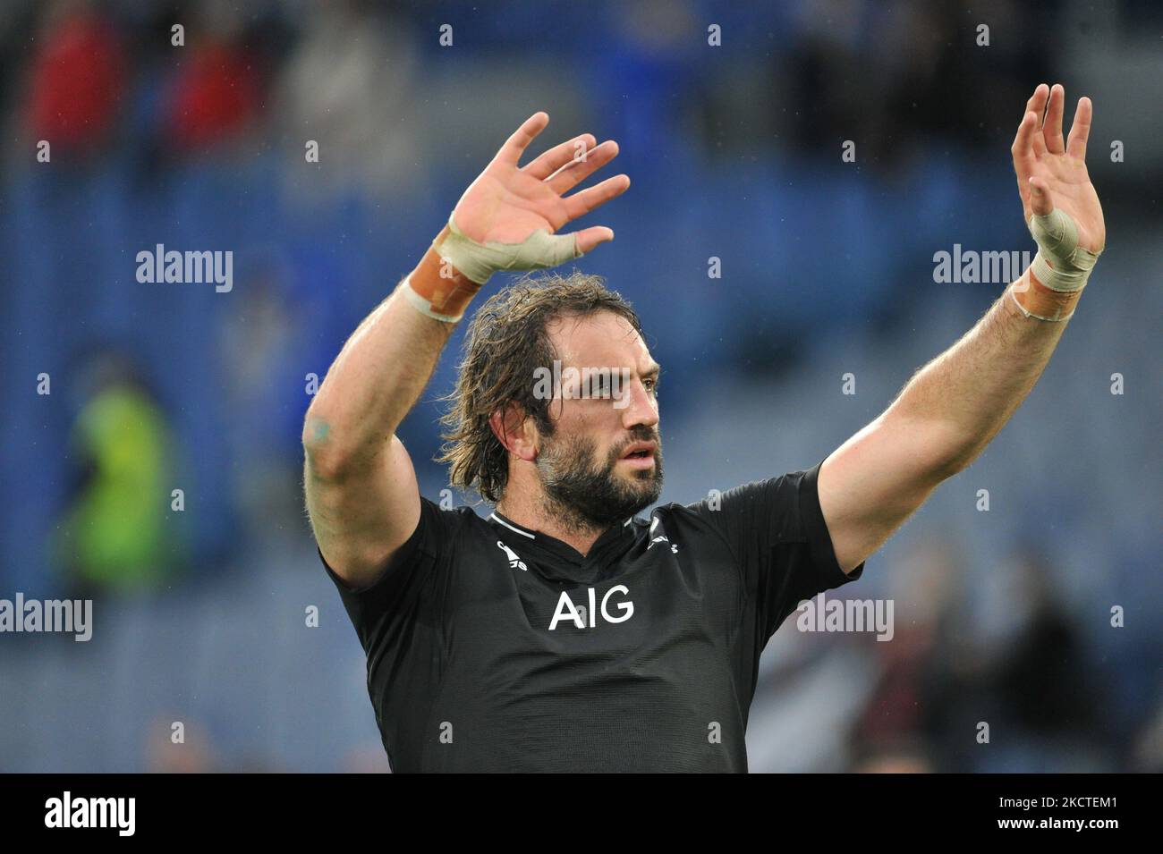 New zealand blacks sam whitelock hi-res stock photography and images ...
