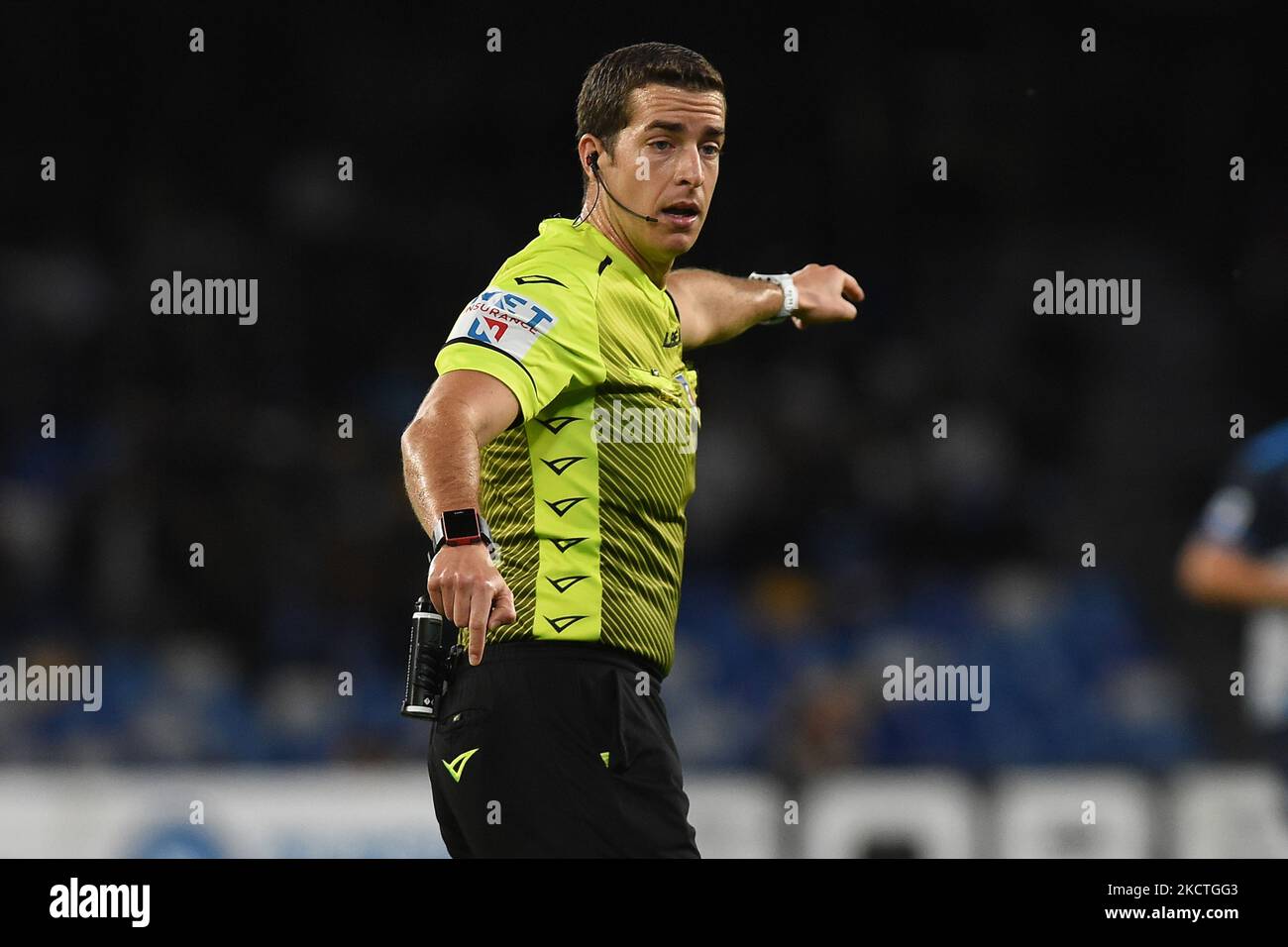 Referee Giovanni Ayroldi during the Serie A match between SSC Napoli ...