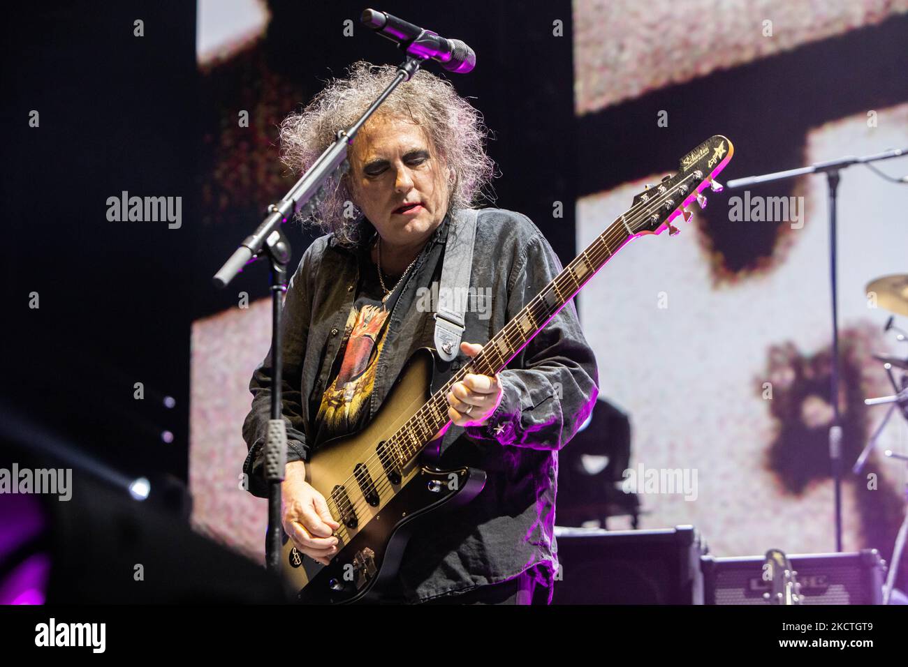 Milan Italy. 04 November 2022. The English rock band THE CURE performs ...