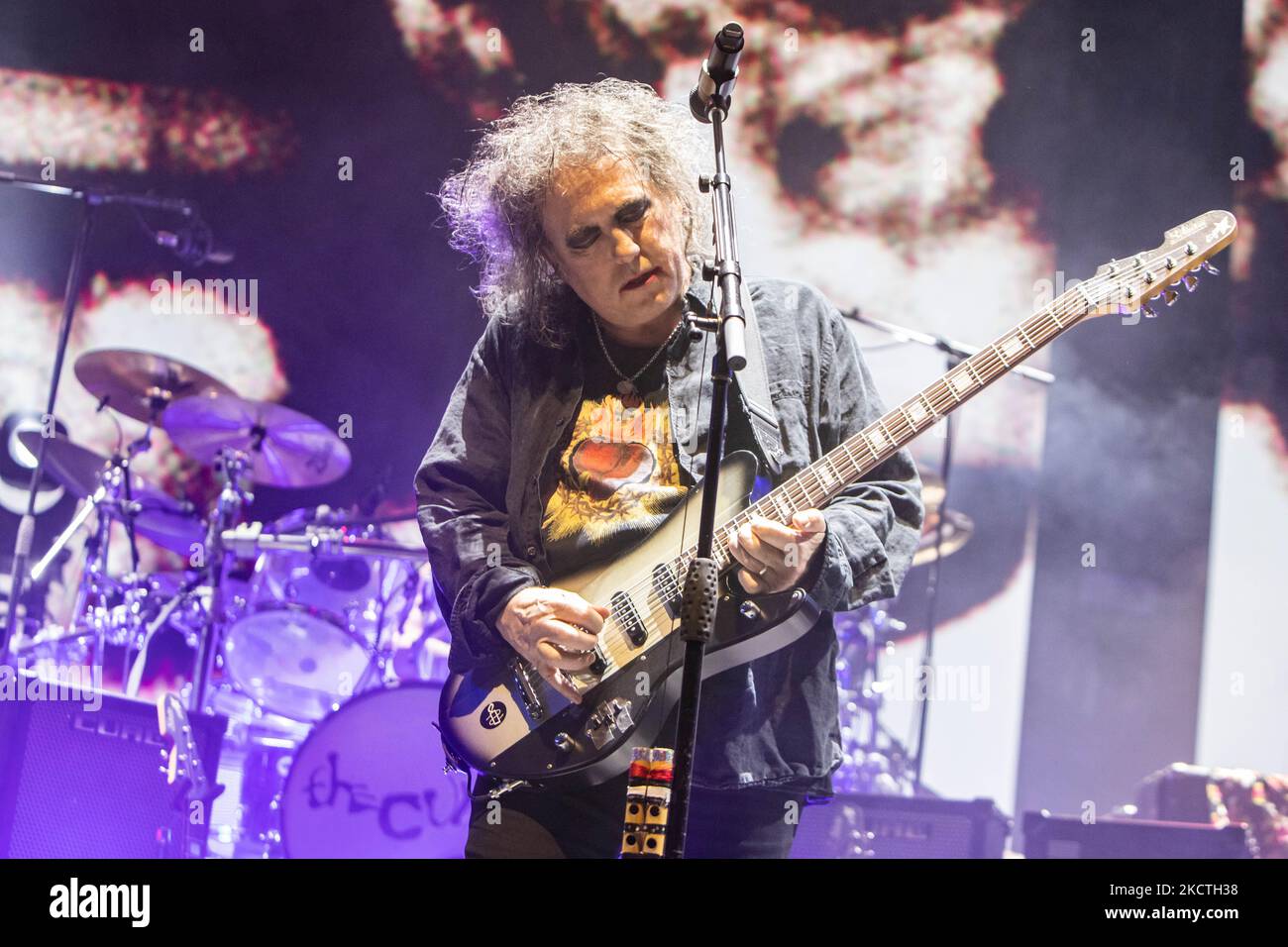 Milan Italy. 04 November 2022. The English rock band THE CURE performs ...