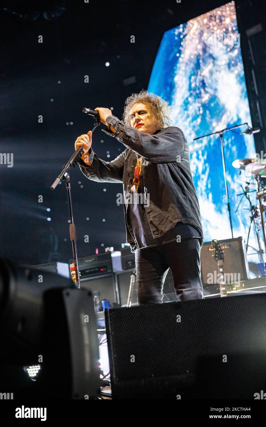 Milan Italy. 04 November 2022. The English rock band THE CURE performs ...