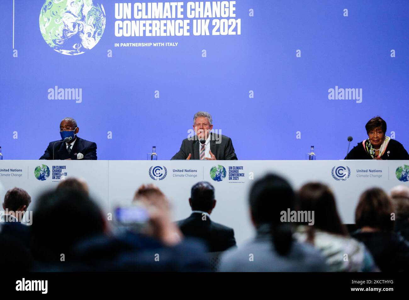 Un climate crisis actions hi-res stock photography and images - Alamy