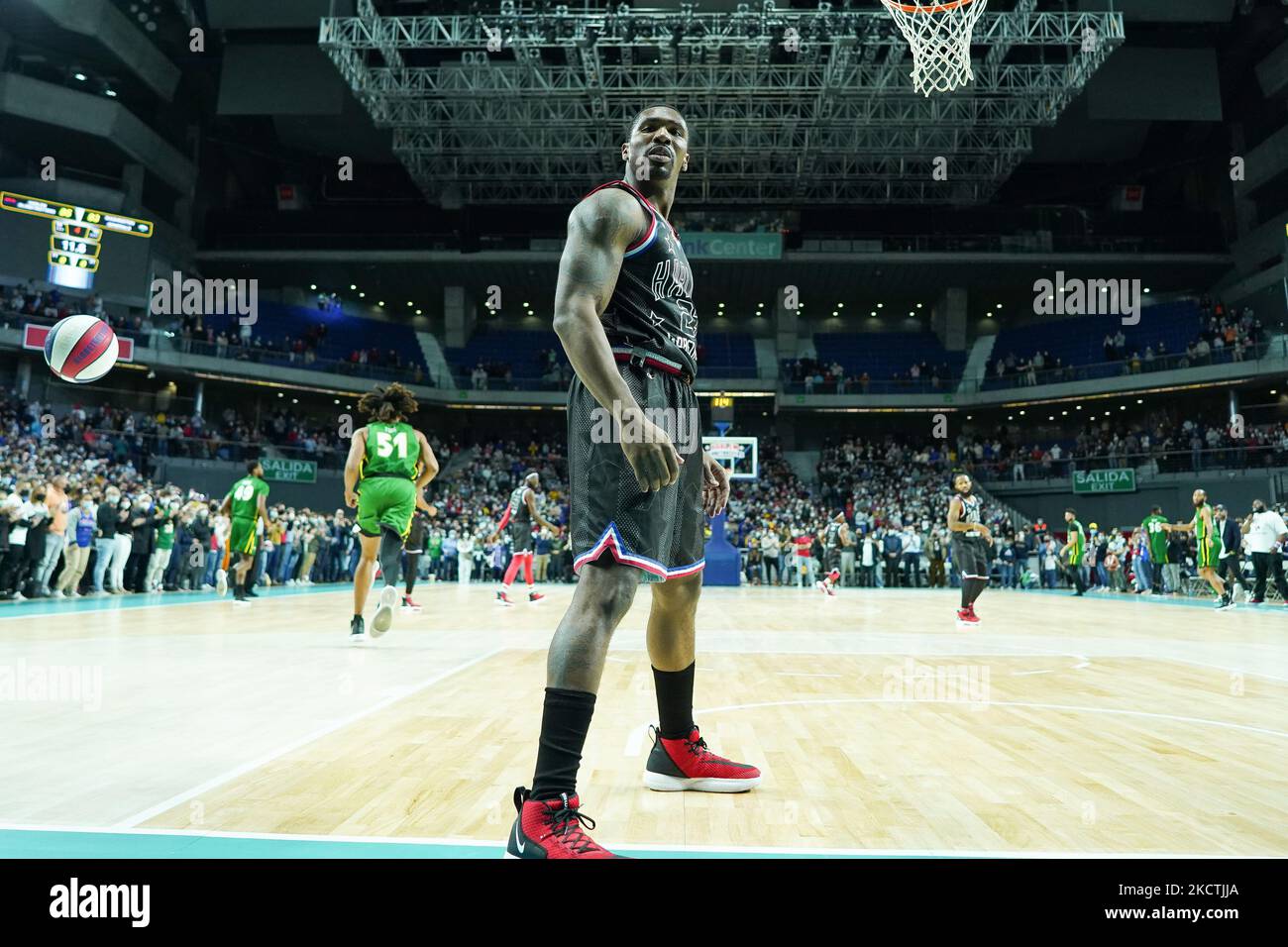 Torch George of the Harlem Globetrotters during the exhibition match of ...
