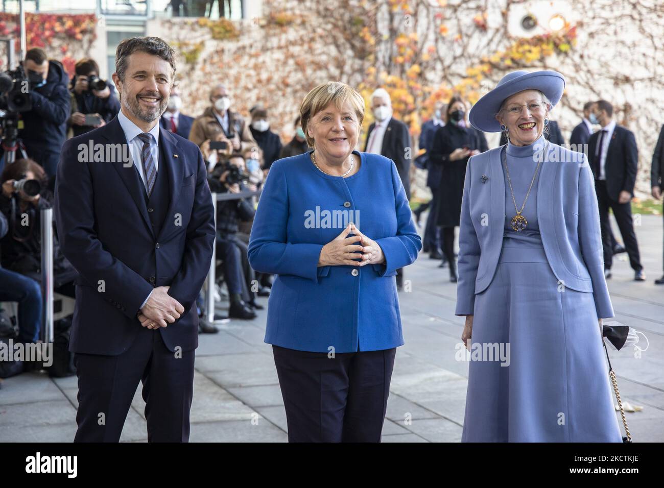 German Chancellor Angela Merkel welcomes Queen Margrethe II of Denmark ...