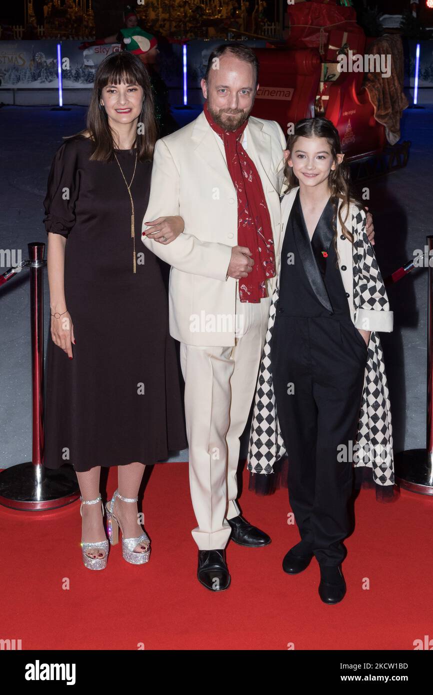 LONDON, UNITED KINGDOM - NOVEMBER 15, 2021: Indica Watson (R) attends ...