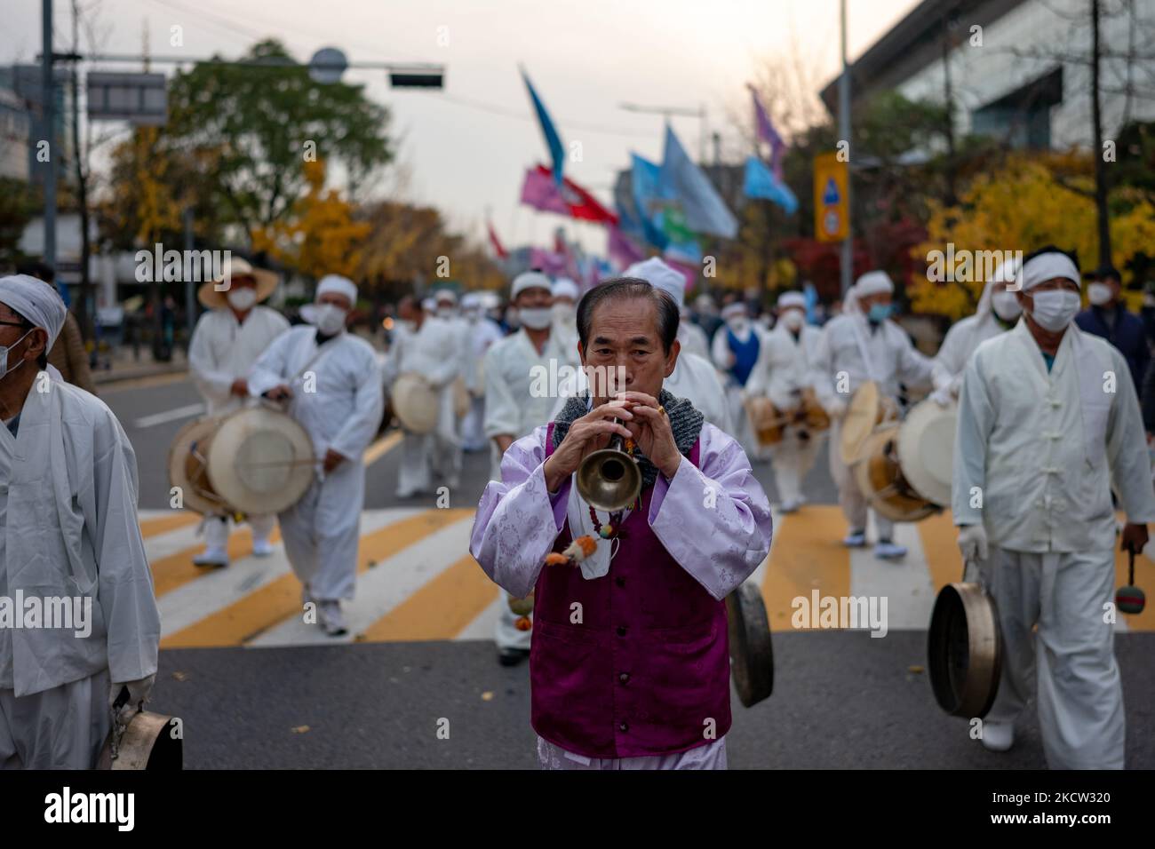 Hundreds of participants march to the National Assembly during the 2021 ...