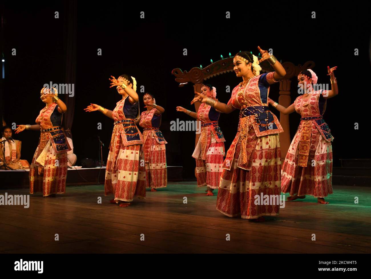 Young women perform 'Sattriya' dance on Nritya Parva festival in ...