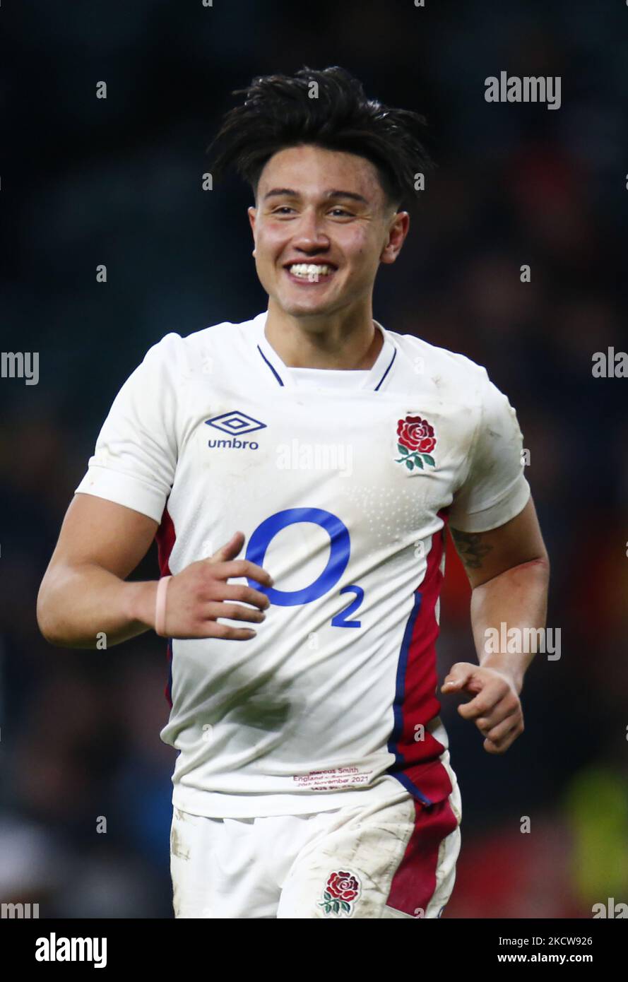 England south africa marcus smith hi-res stock photography and images ...