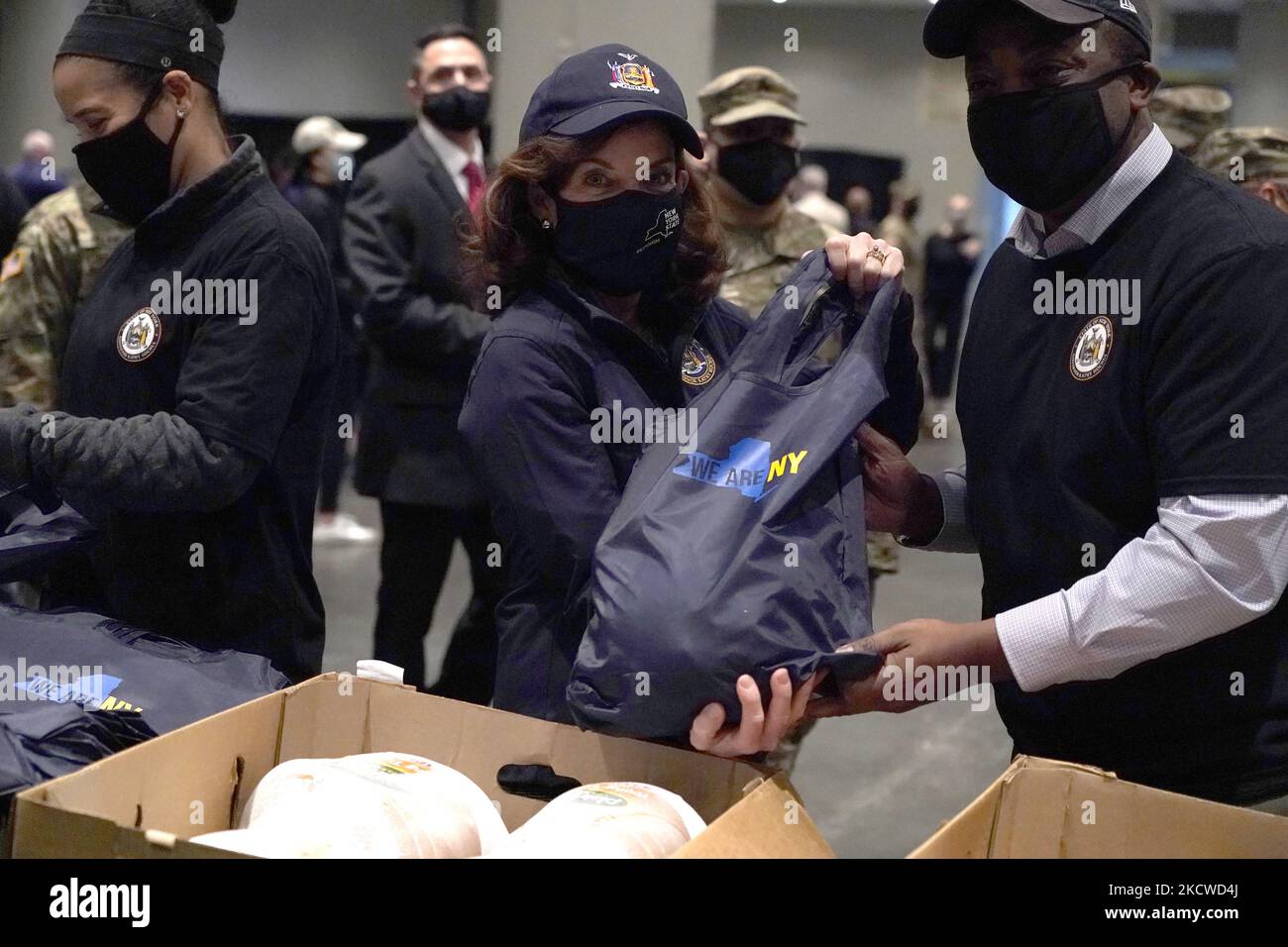 Packing turkeys hi-res stock photography and images - Alamy