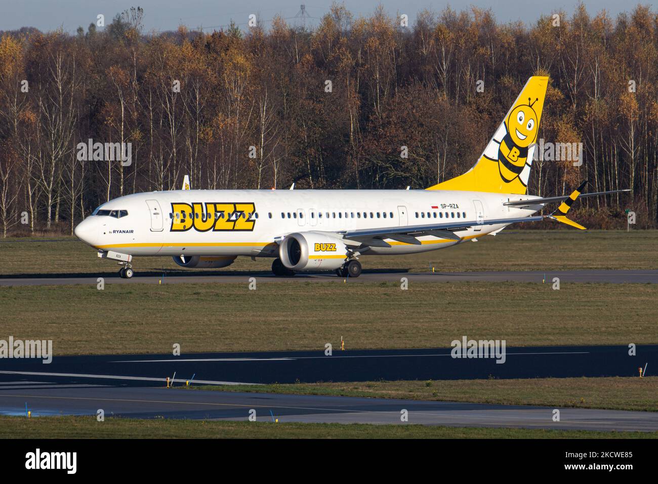 Buzz airlines logo hi-res stock photography and images - Alamy