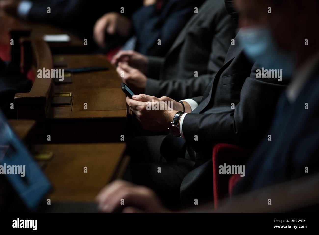 Government benches hi-res stock photography and images - Alamy