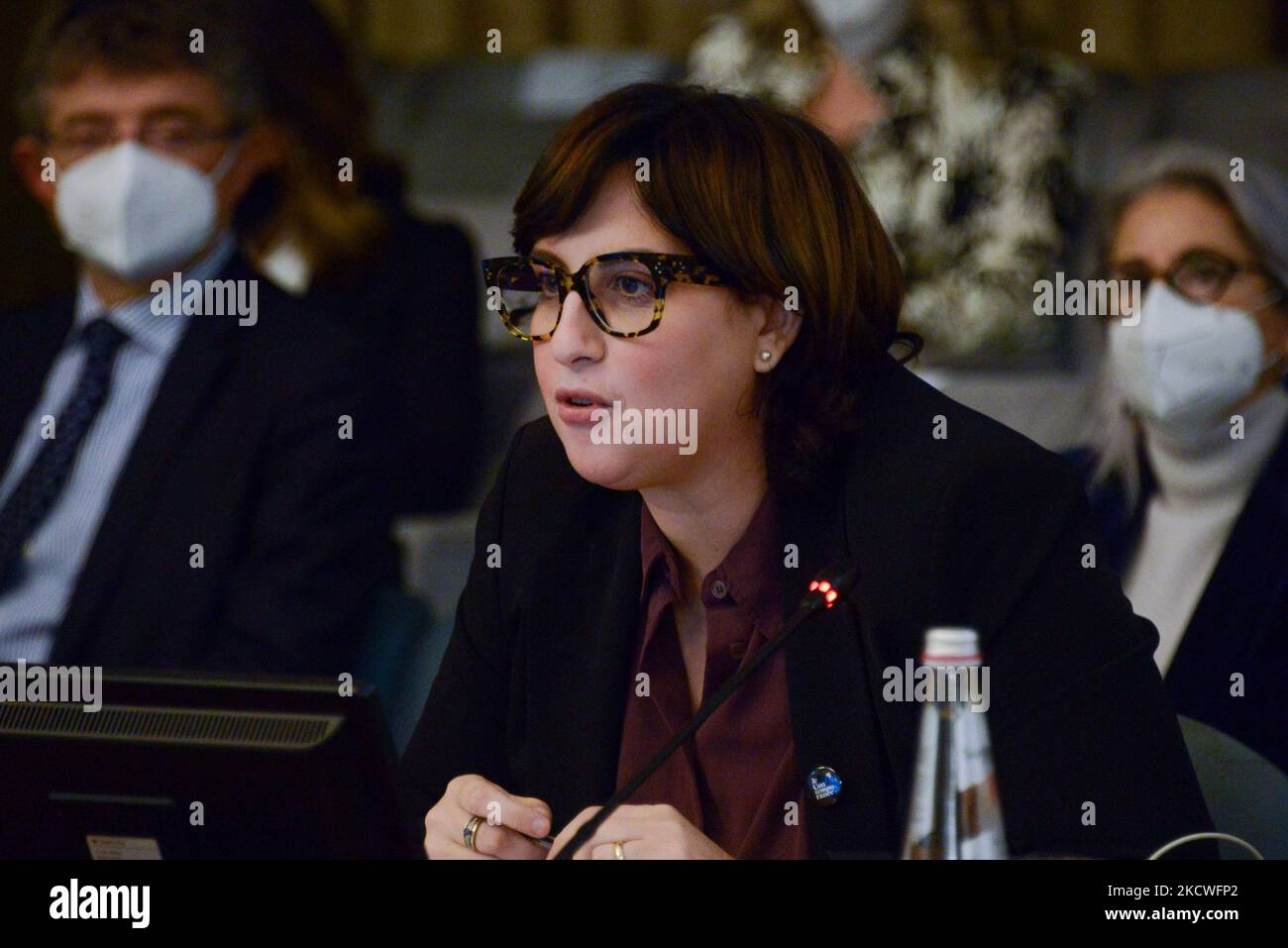 Esteri hi-res stock photography and images - Alamy