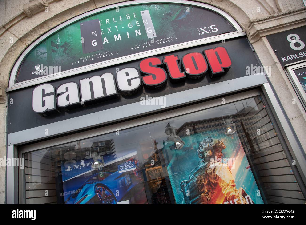 Gamestop branch hi-res stock photography and images - Alamy