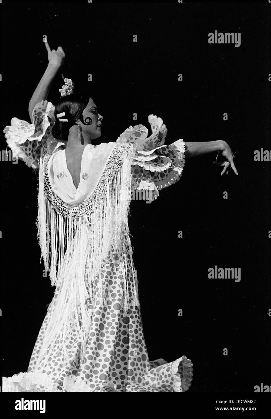 Manuela Vargas, Spanish flamenco dancer in a Buenos Aires performance ...