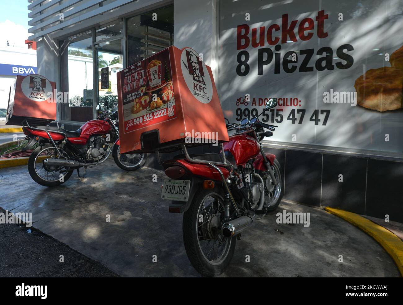 Kfc delivery bikes hi-res stock photography and images - Alamy